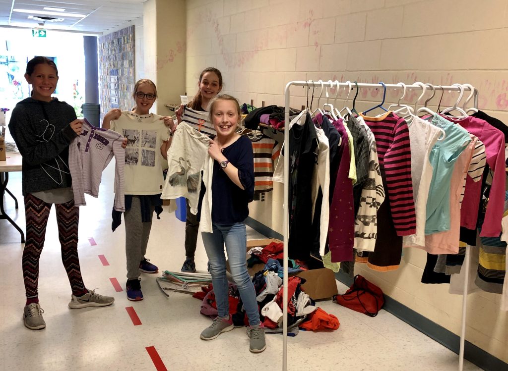 How to Create a Secondhand Store in Your School - Zero-Waste Chef