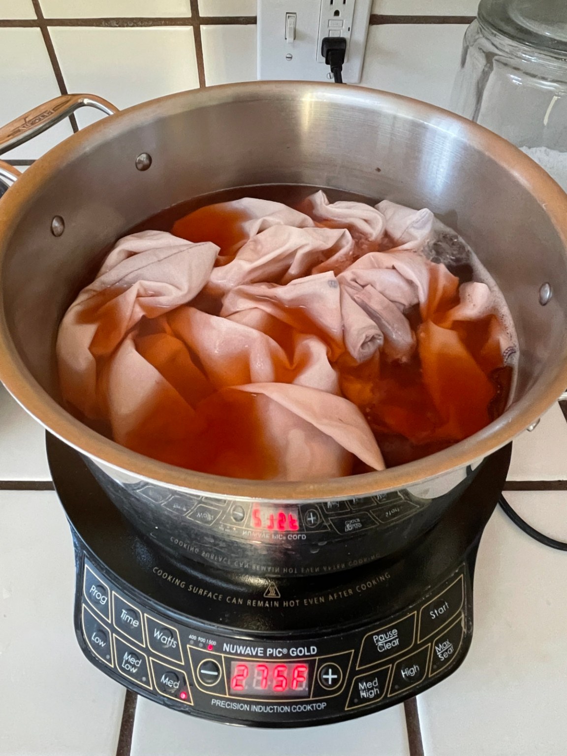 How to Dye Fabric Pink With Mere Avocado Pits - Zero-Waste Chef