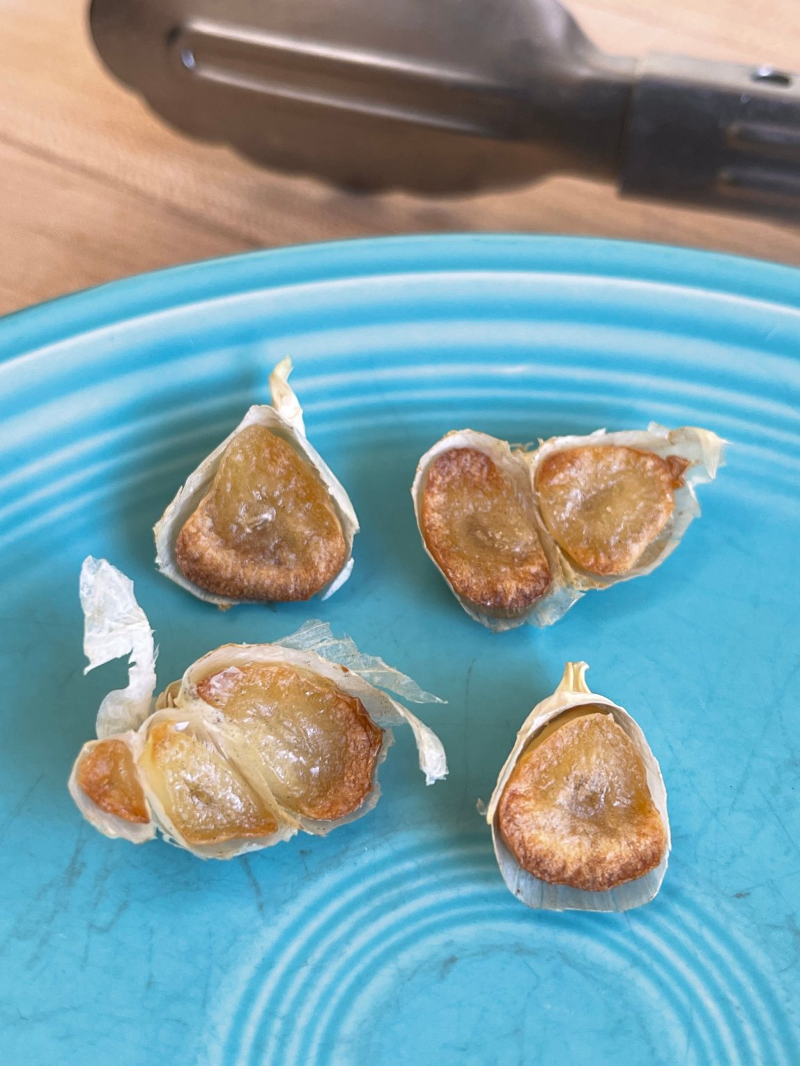 How to Roast Whole Garlic Without Tinfoil - Zero-Waste Chef
