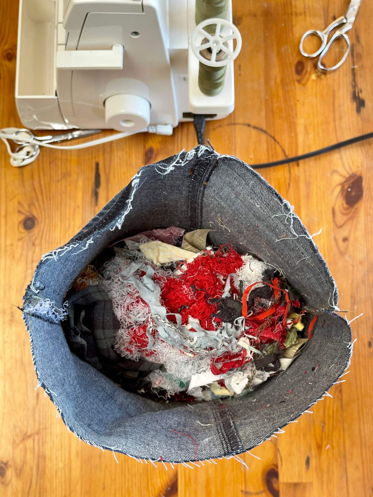 How to Sew a Garden Kneeling Pad with Fabric Scraps - Zero-Waste Chef
