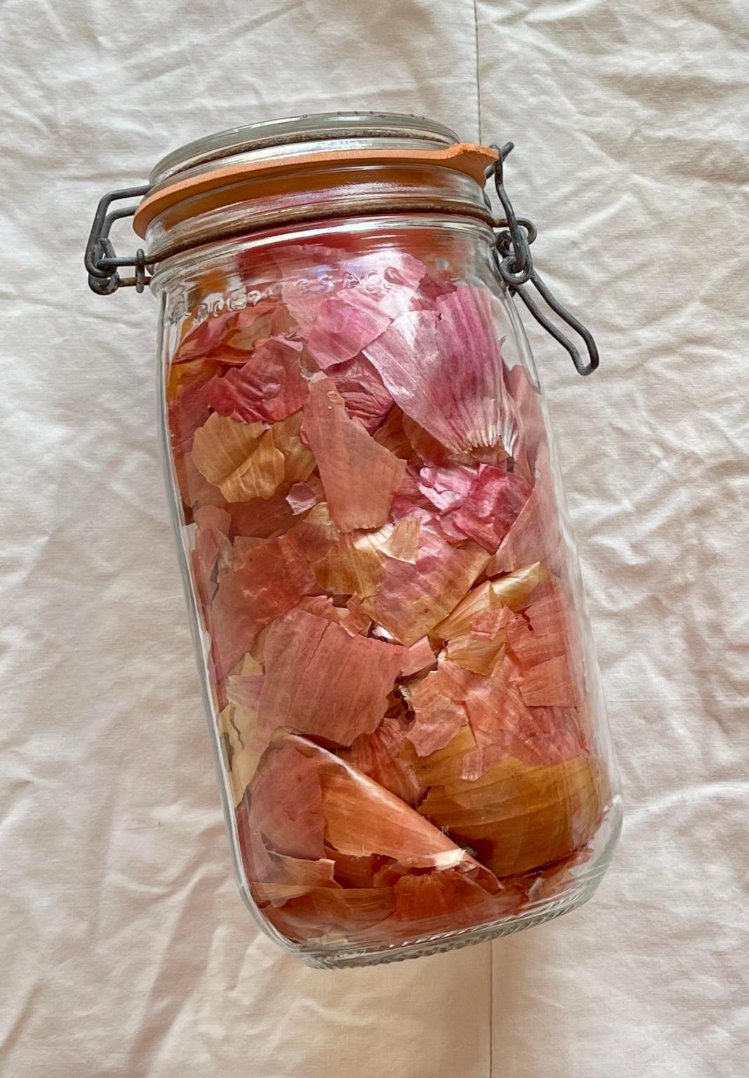 How to Make Onion Skin Fabric Dye - Zero-Waste Chef