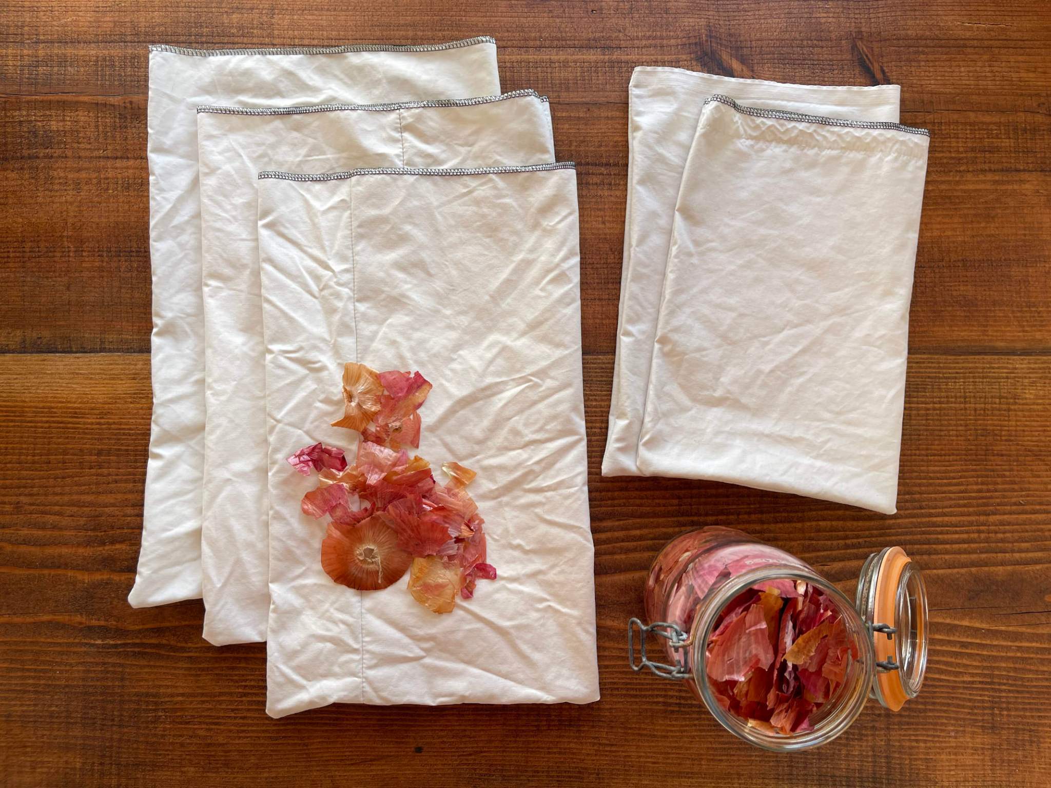 How to Make Onion Skin Fabric Dye - Zero-Waste Chef
