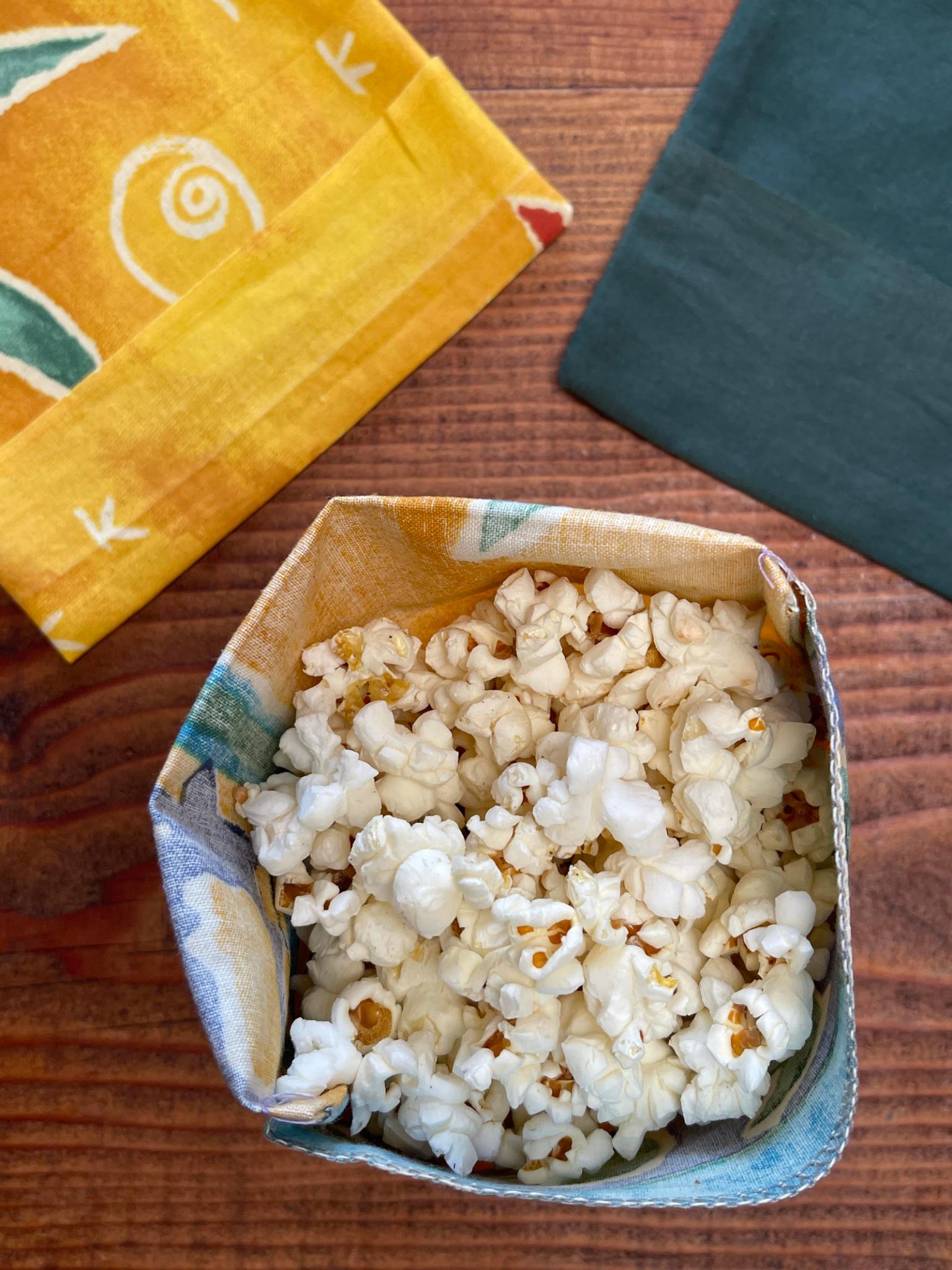Plastic Free Reusable Snack Bags Made with Fabric Scraps - Zero-Waste Chef